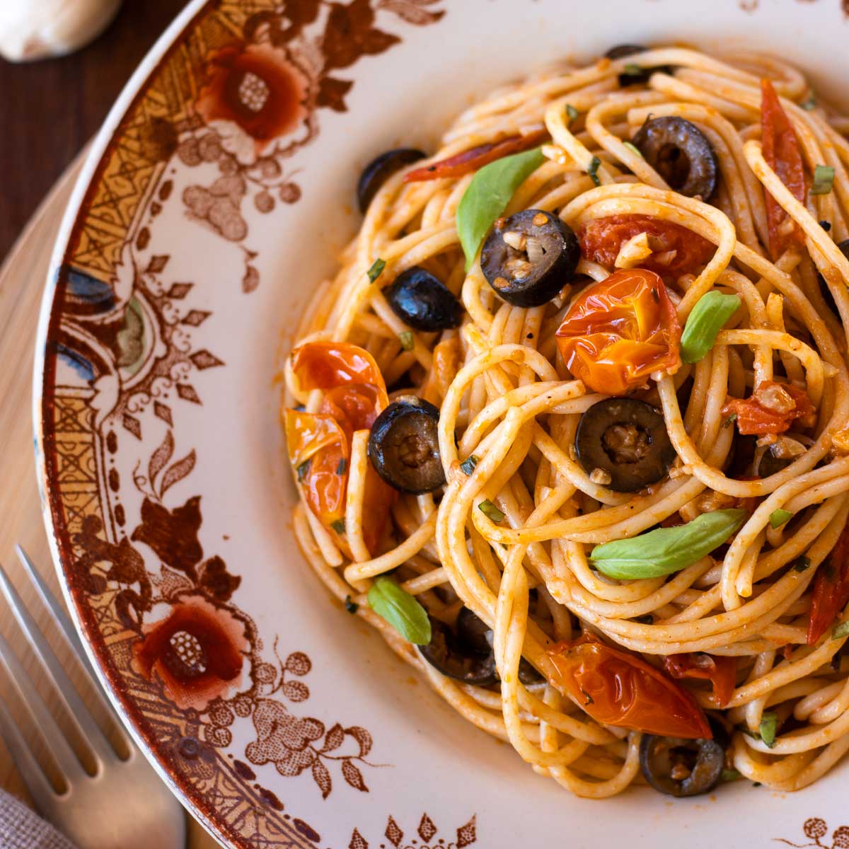Vegan Cherry Tomato Pasta